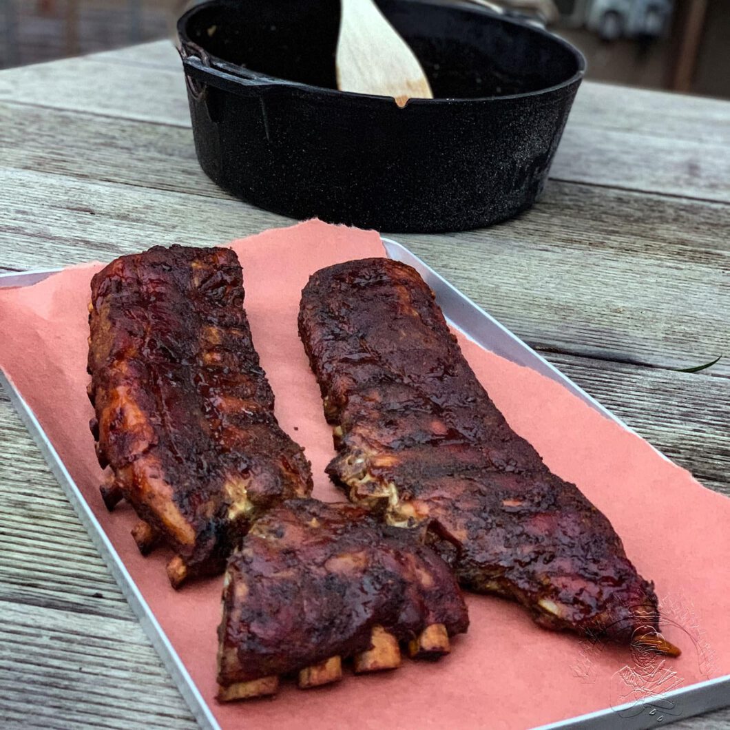 Spare Ribs aus dem Dutch Oven - GG-Grillen